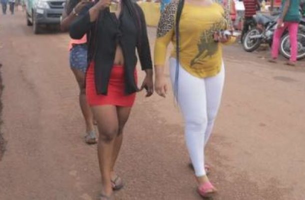 Tema MTTD C’der blames unexplained accidents on Skimpily dressed ladies ...