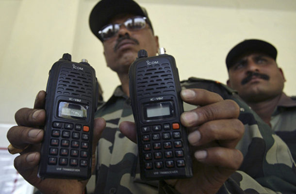 2 Germans Talking to 'Girlfriend' Using SAT-phones Detained in India ...