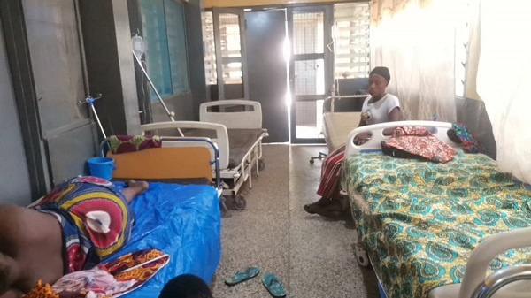 Pregnant mothers delivering on floor as 50-bed maternity block project ...