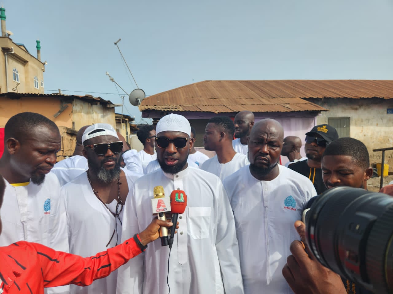 UAE Embassy supports Zongo Youth to donate to Late slain soldier's ...