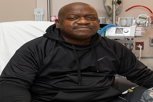 Recipient of first pig kidney transplant is dead - The Ghana Guardian News