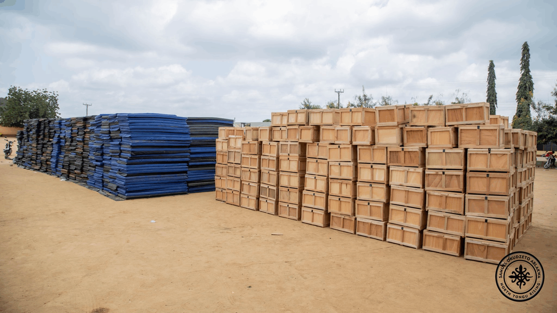 Ablakwa donates chop boxes and mattresses to over 2,200 fresh SHS ...